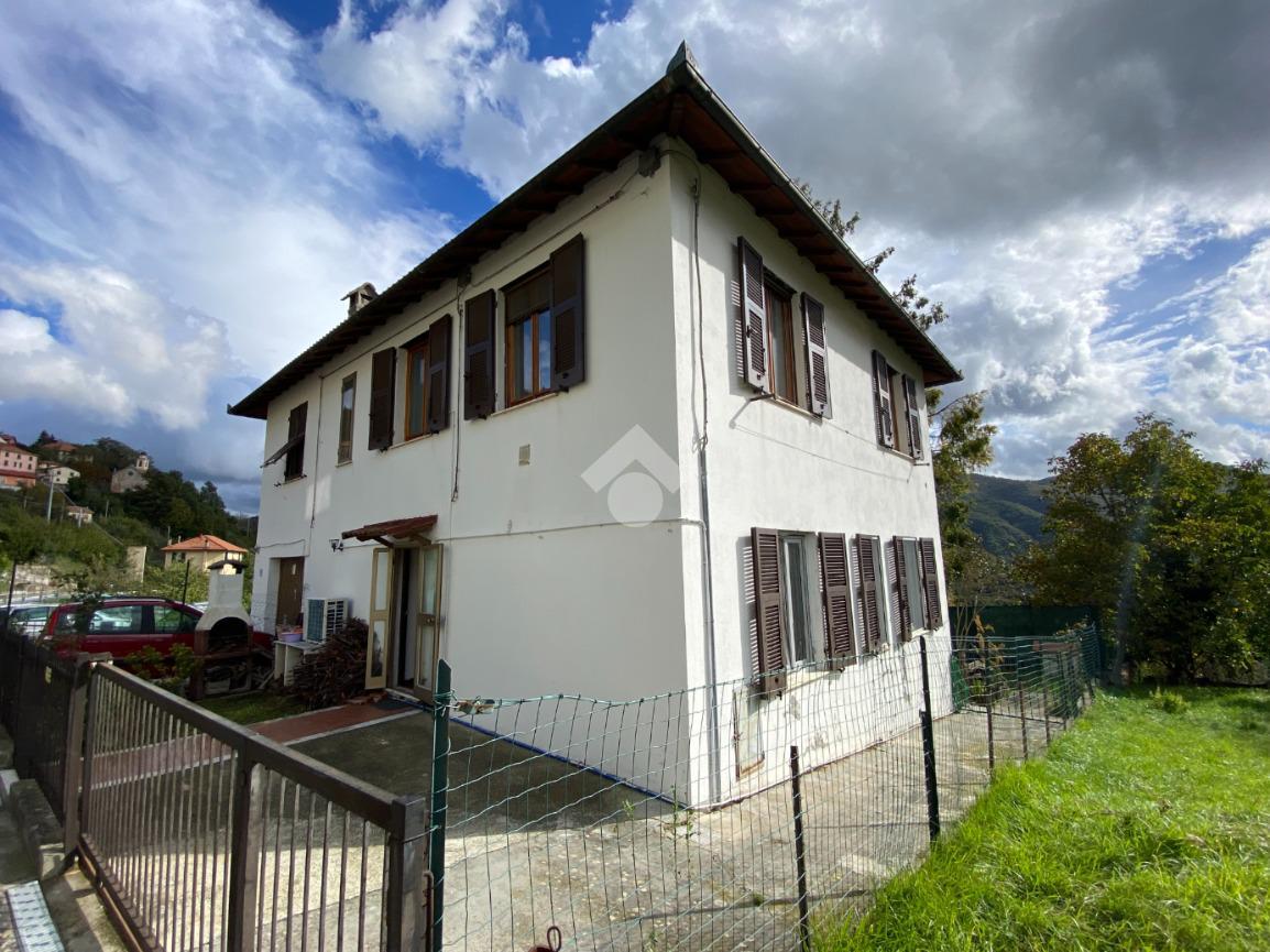 Casa indipendente in vendita a Serra Ricco'