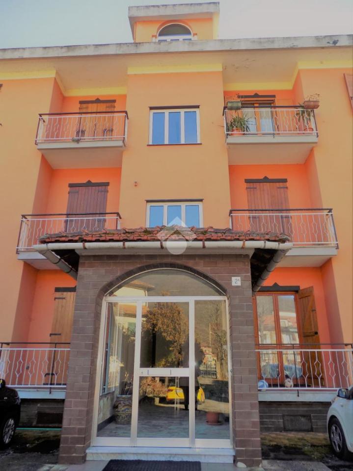 Appartamento in vendita a Montoggio