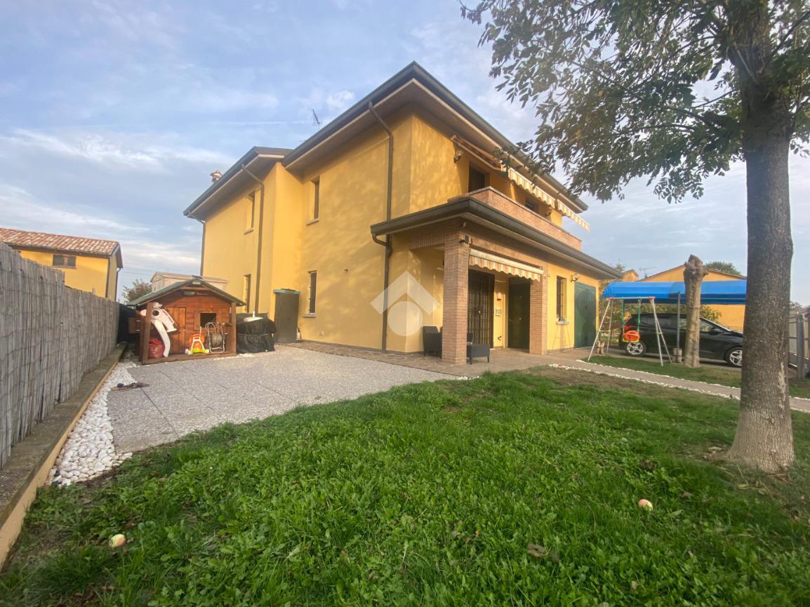 Villa in vendita a Budrio