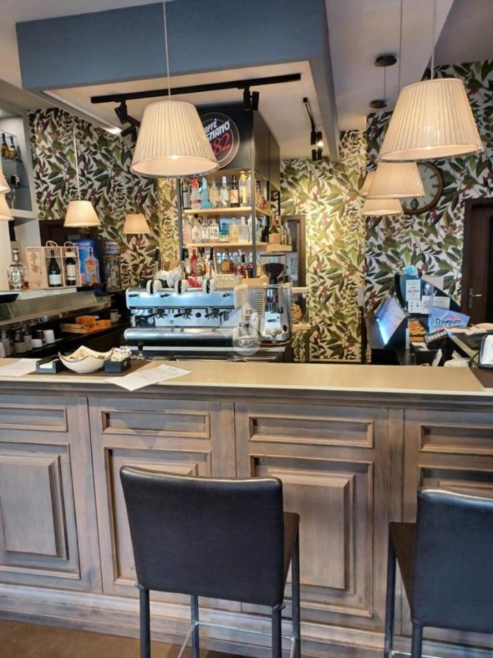 Negozio in vendita a Portici