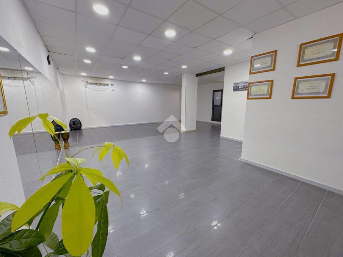 Negozio in vendita a Portici