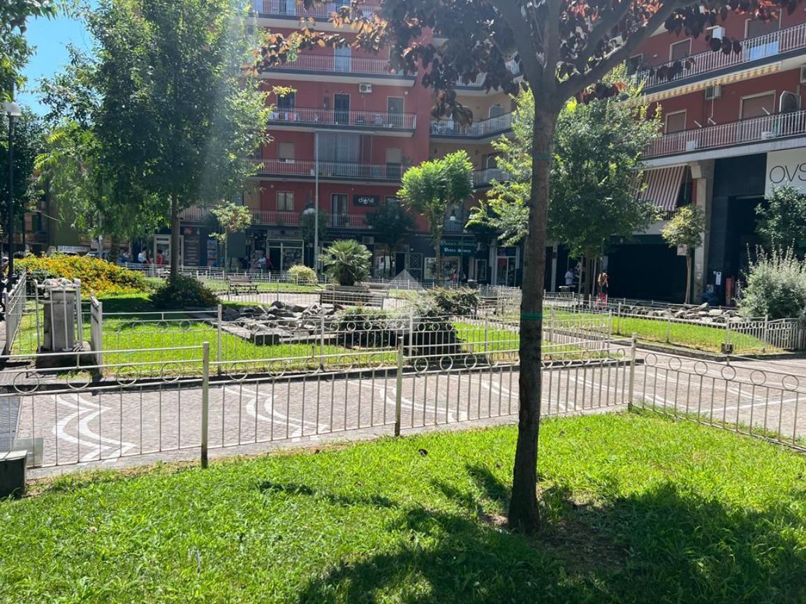 Negozio in vendita a Portici