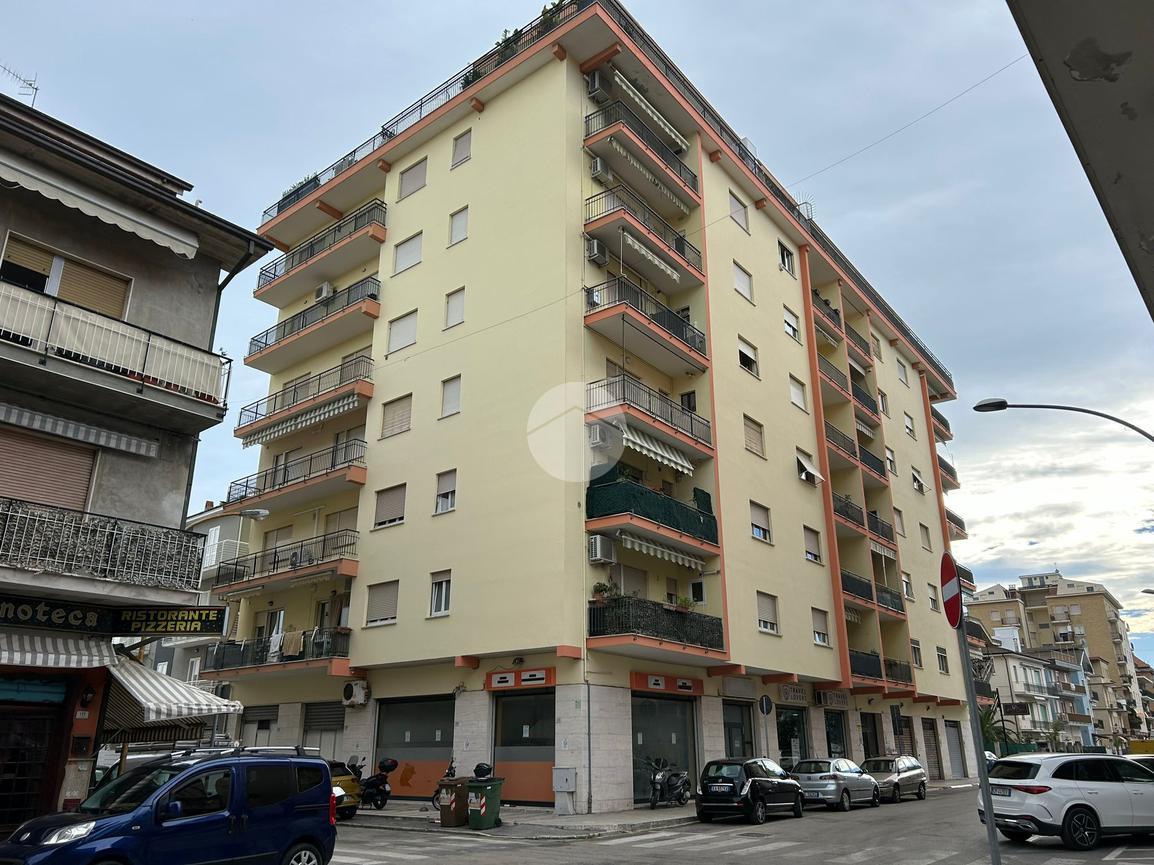 Negozio in affitto a San Benedetto Del Tronto