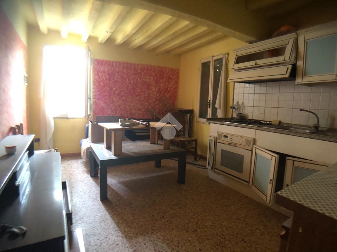 Casa indipendente in vendita a Bibbiano