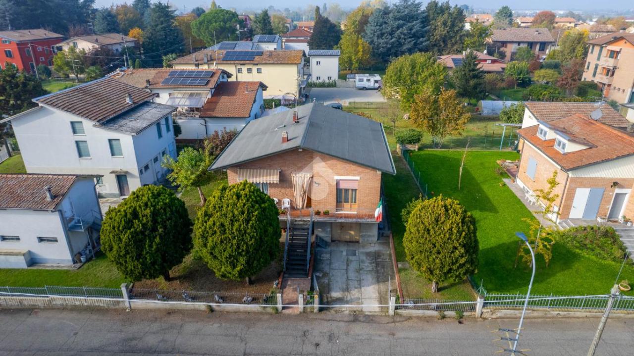Villa in vendita a Bibbiano