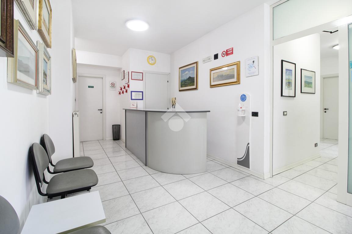 Ufficio in vendita a Cupra Marittima