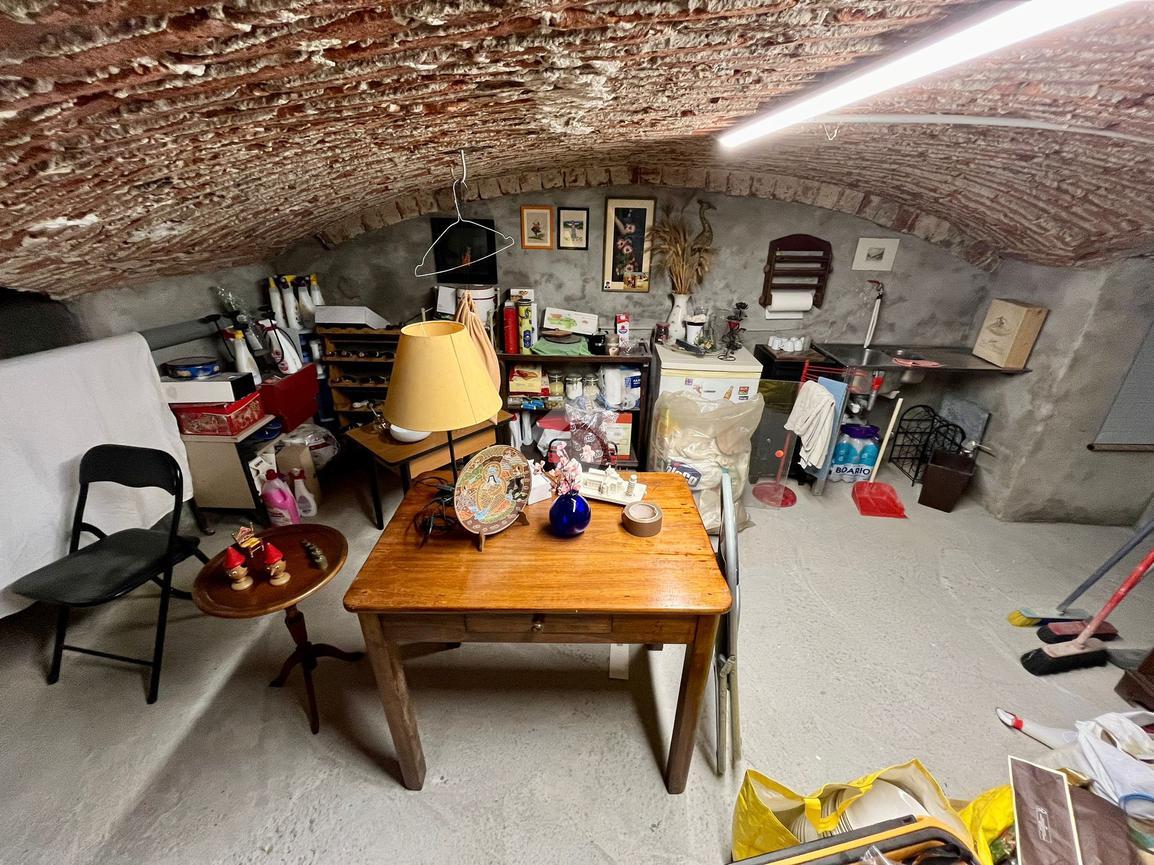 Magazzino in vendita a Milano