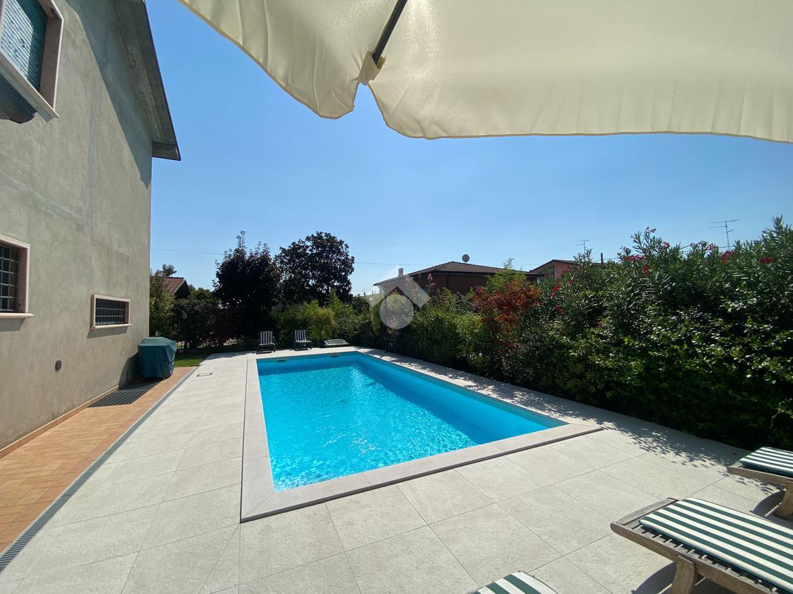 Villa in vendita a Buttapietra