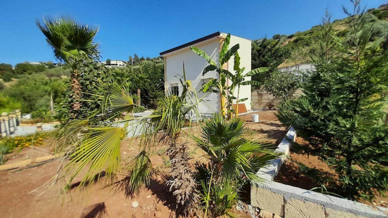 Box in vendita a Altavilla Milicia