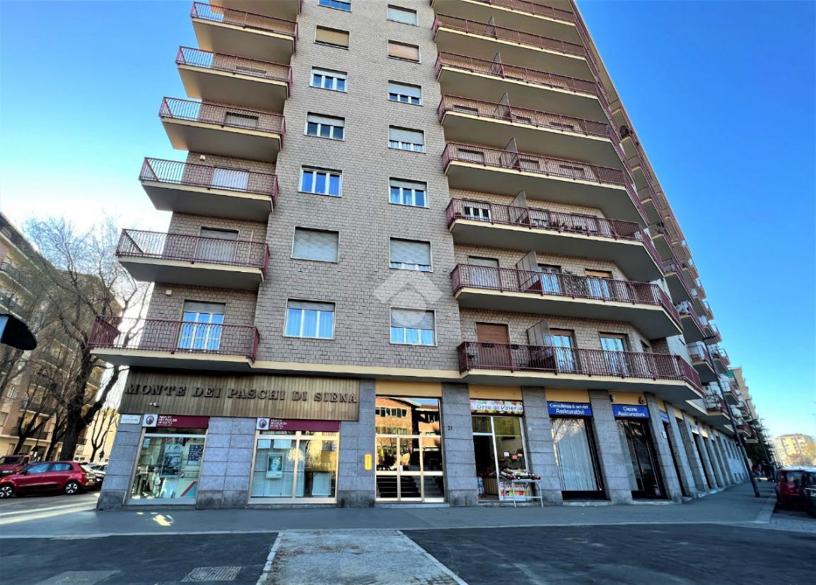 Negozio in affitto a Torino