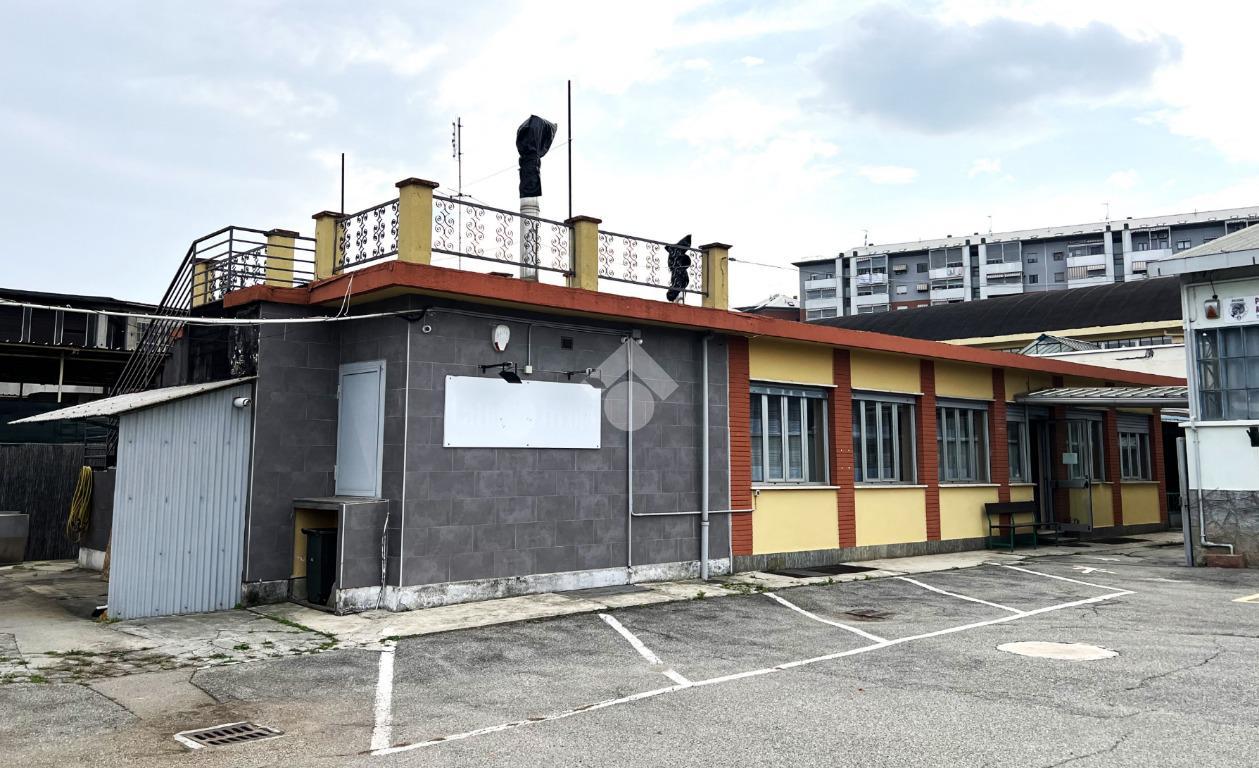 Negozio in affitto a Torino