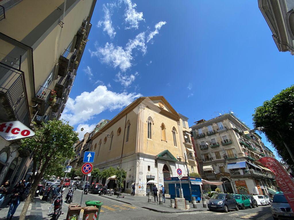Appartamento in vendita a Napoli