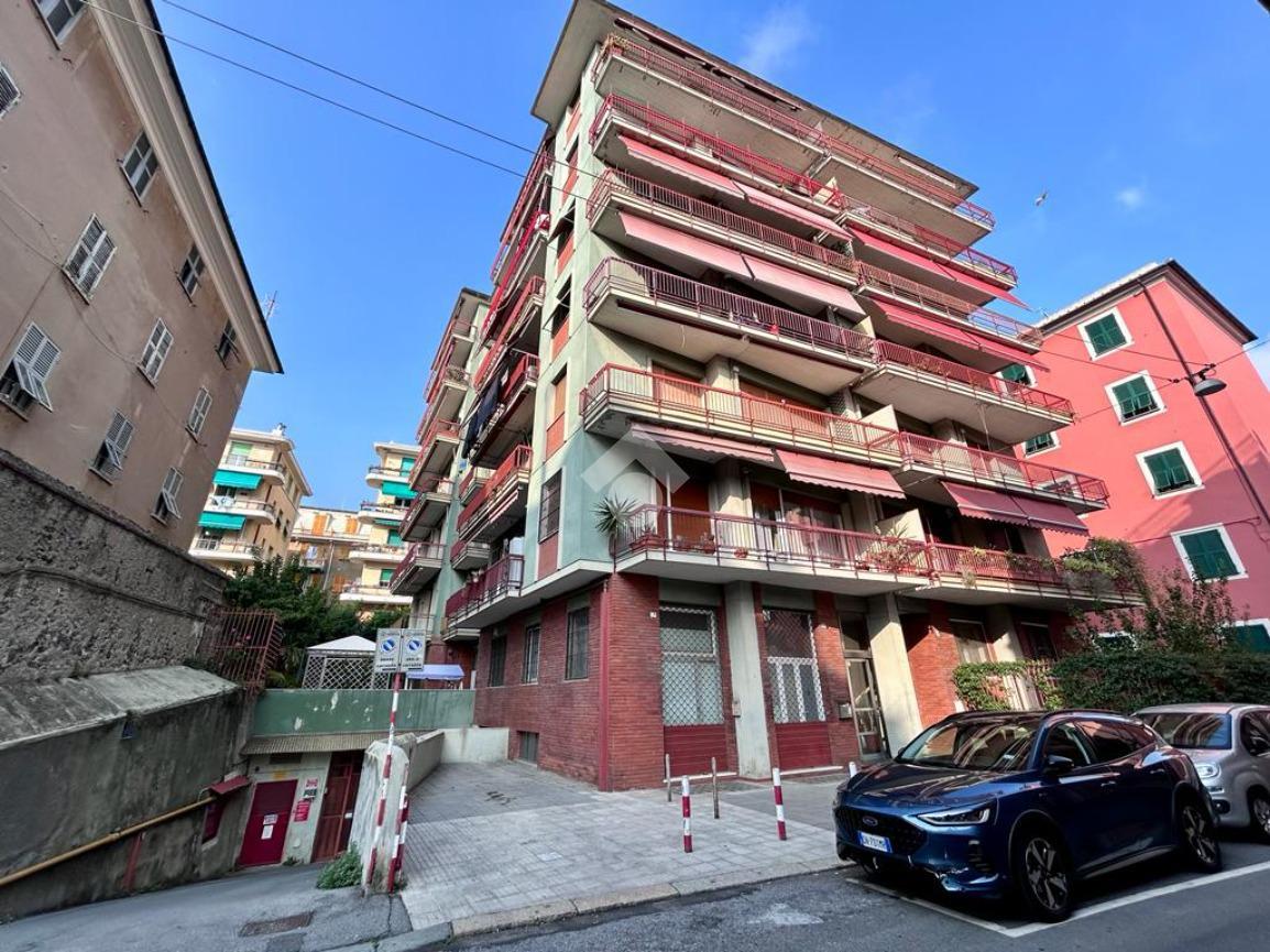 Appartamento in vendita a Genova