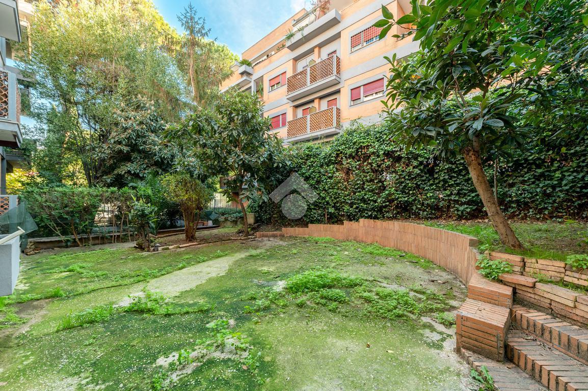 Appartamento in Via Mario Fani 127, Roma