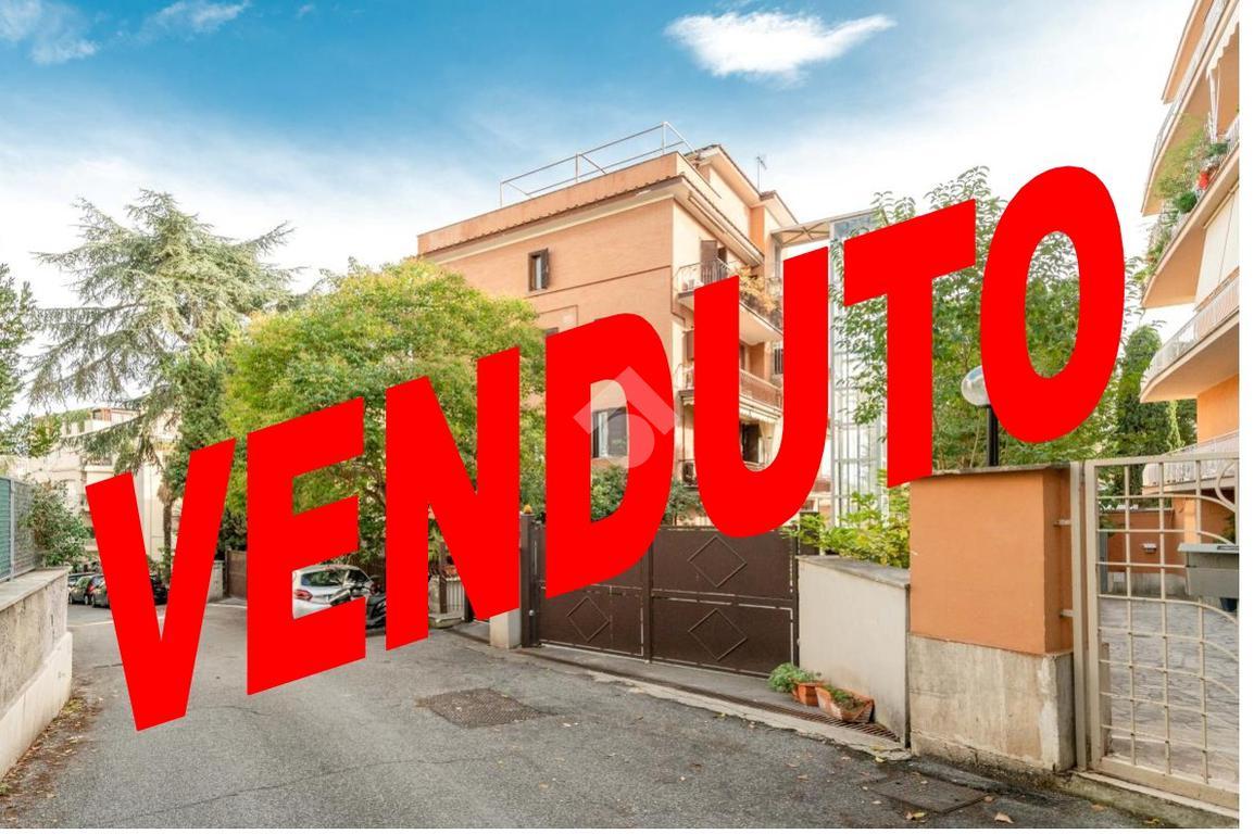 Appartamento in vendita a Roma