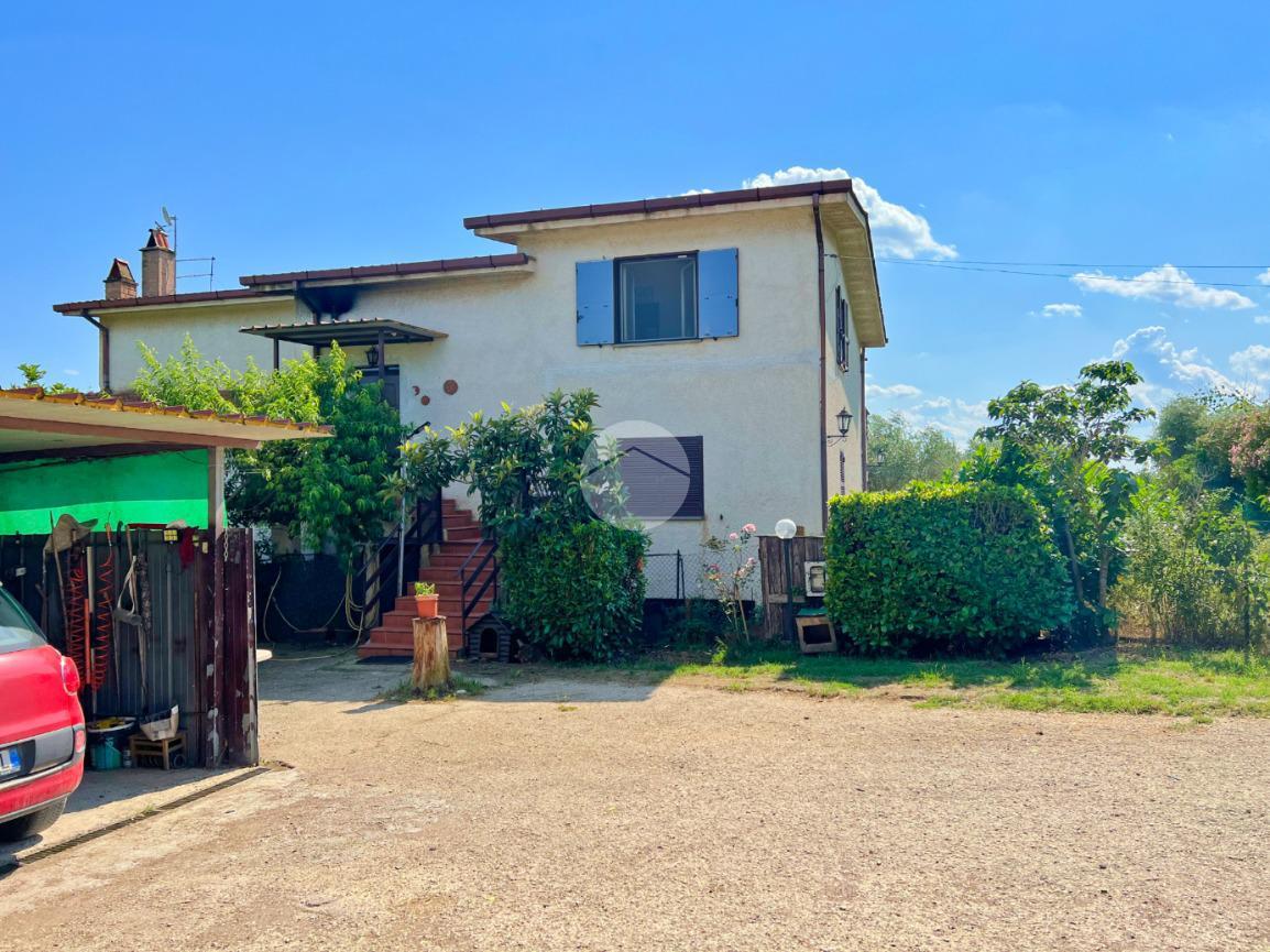 Appartamento in vendita a Castel Sant'Elia