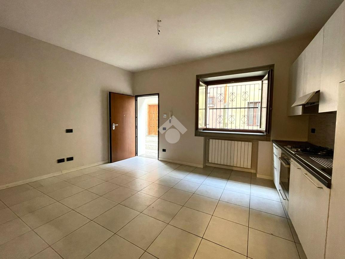 Bilocale in Via Guglielmo Marconi 23, Cologno al Serio