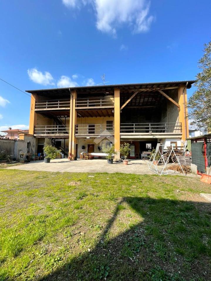 Casa indipendente in vendita a Cologno Al Serio