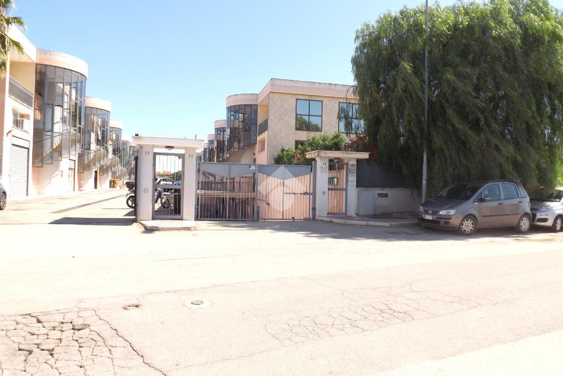 Magazzino in vendita a Bisceglie