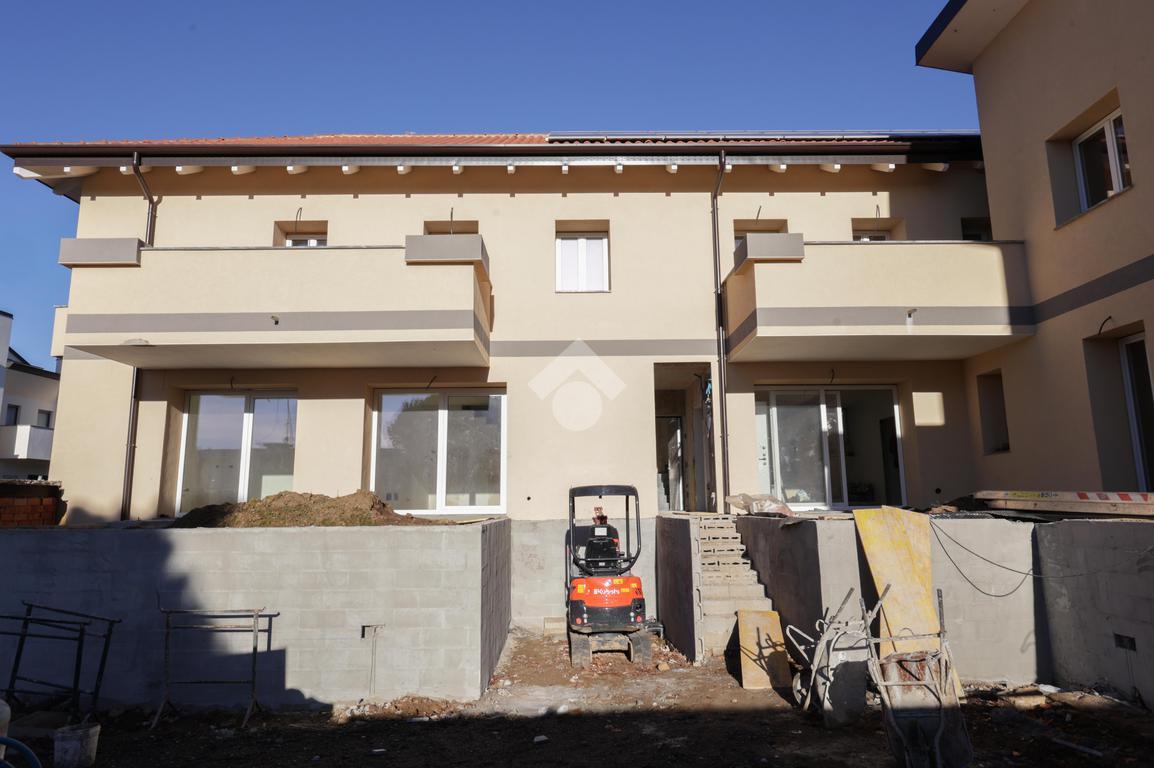Appartamento in vendita a Verano Brianza