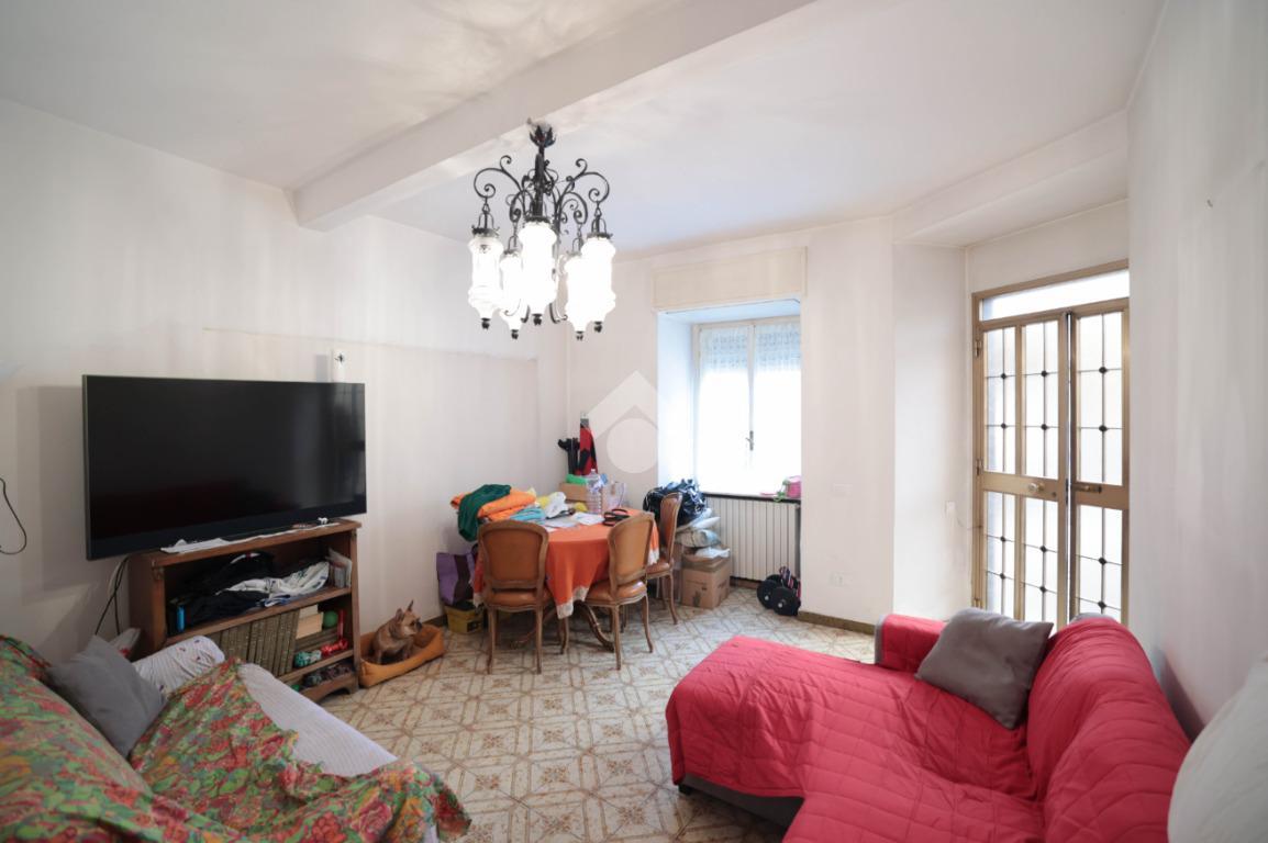 Casa indipendente in vendita a Verano Brianza