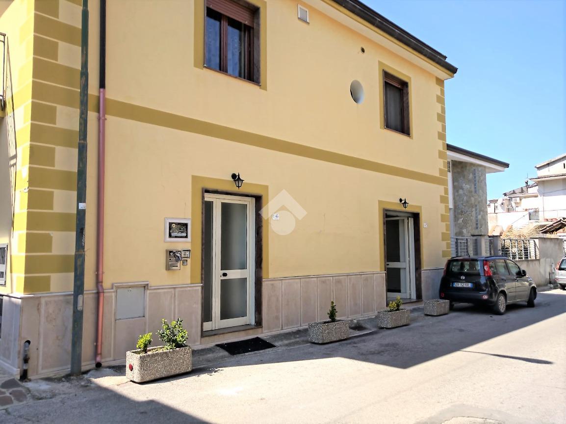 Negozio in affitto a San Felice A Cancello
