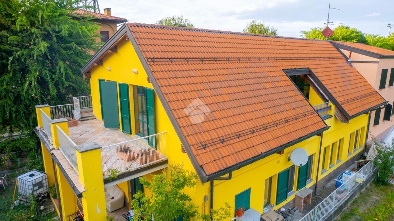 Appartamento in vendita a Langhirano