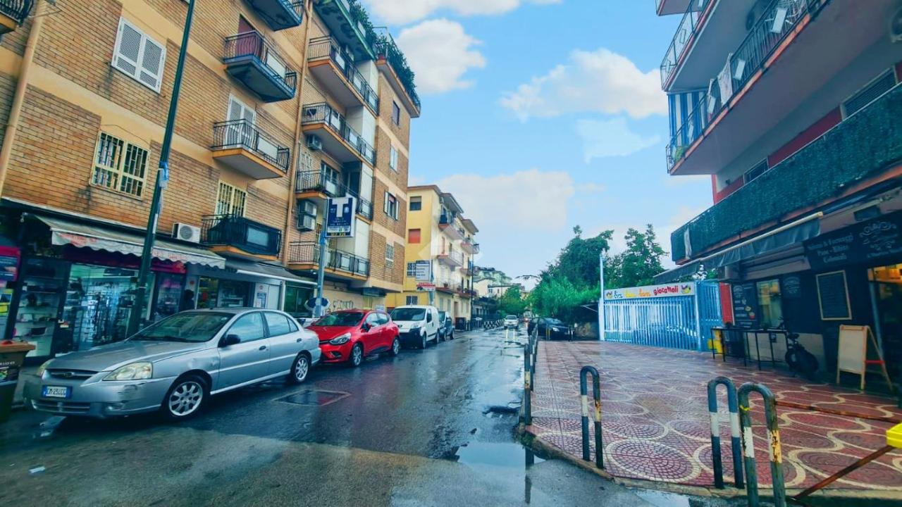 Appartamento in vendita a Napoli