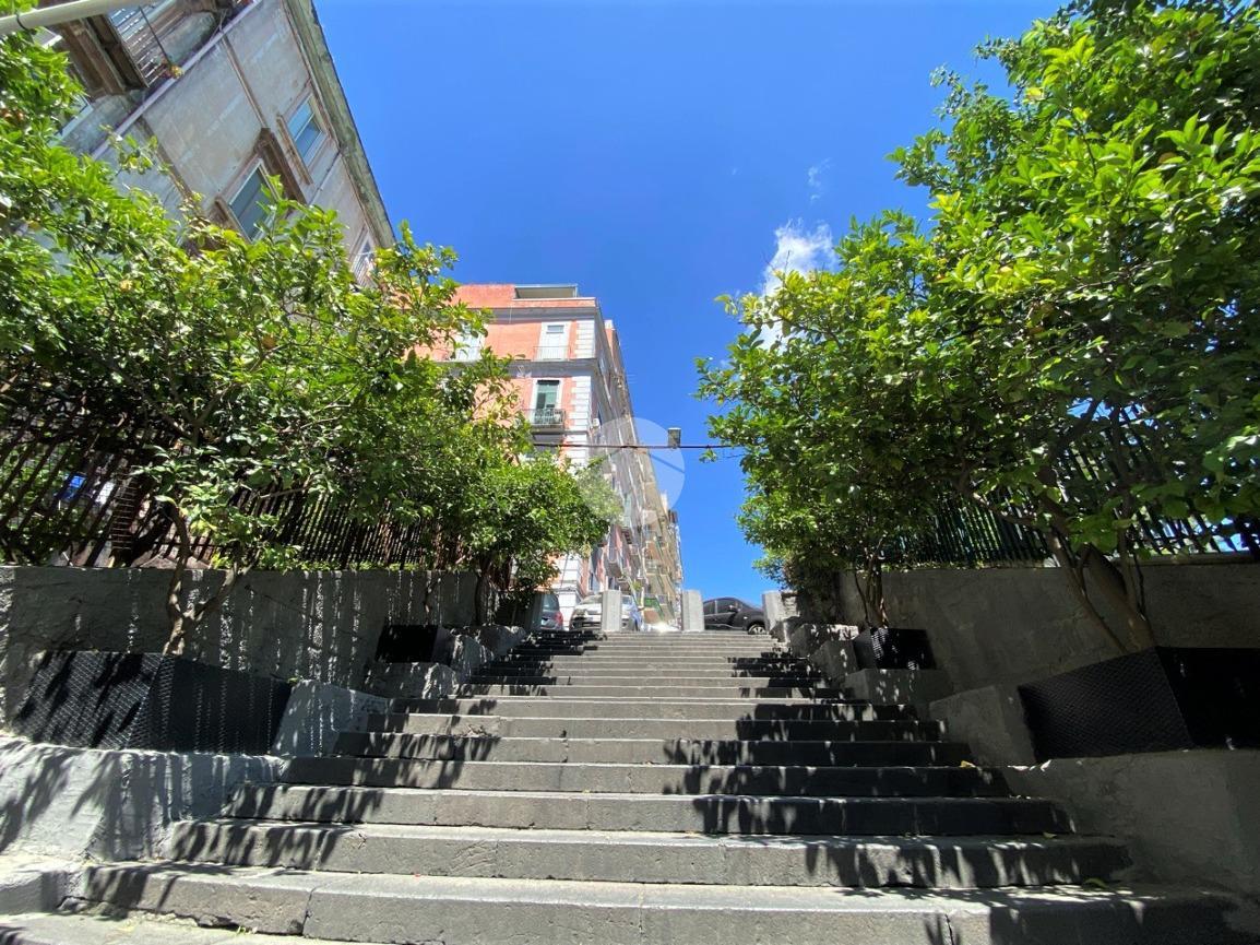 Palazzo in vendita a Napoli