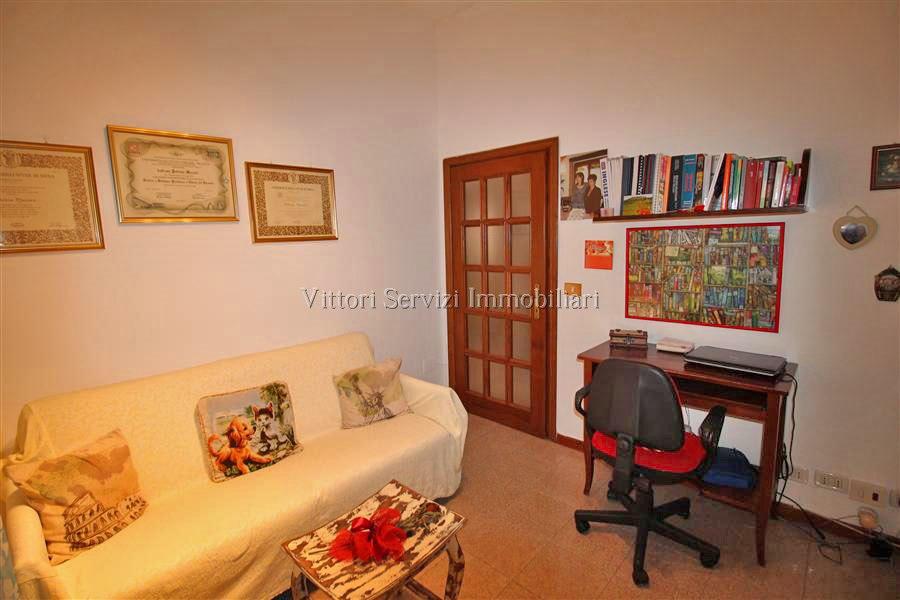 Casa indipendente in vendita a Torrita Di Siena Foto-13