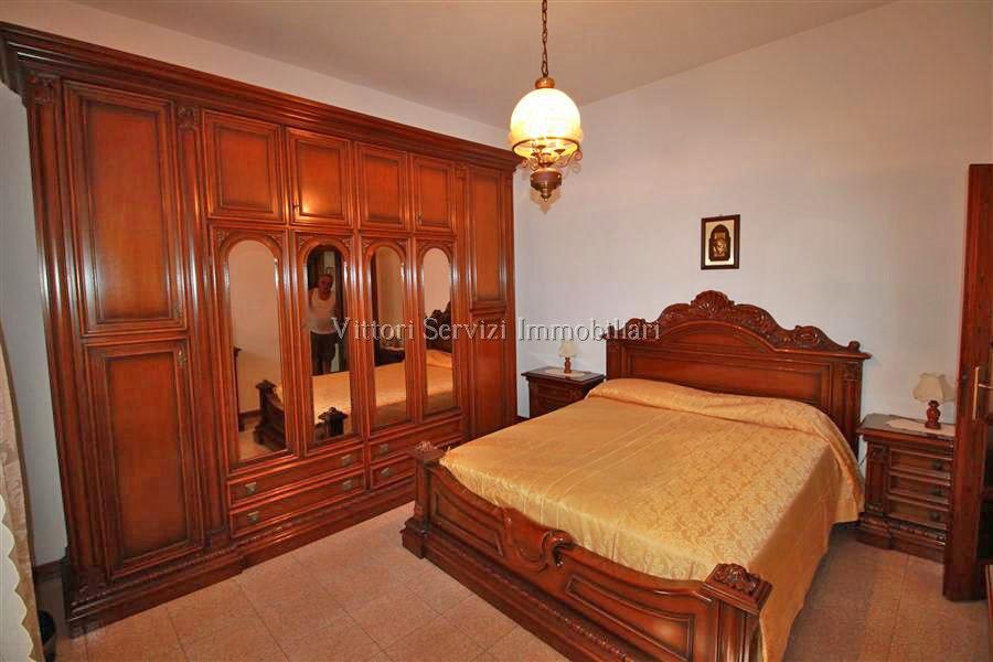 Casa indipendente in vendita a Torrita Di Siena Foto-12