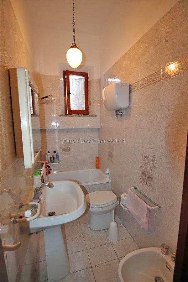 Casa indipendente in vendita a Torrita Di Siena Foto-15