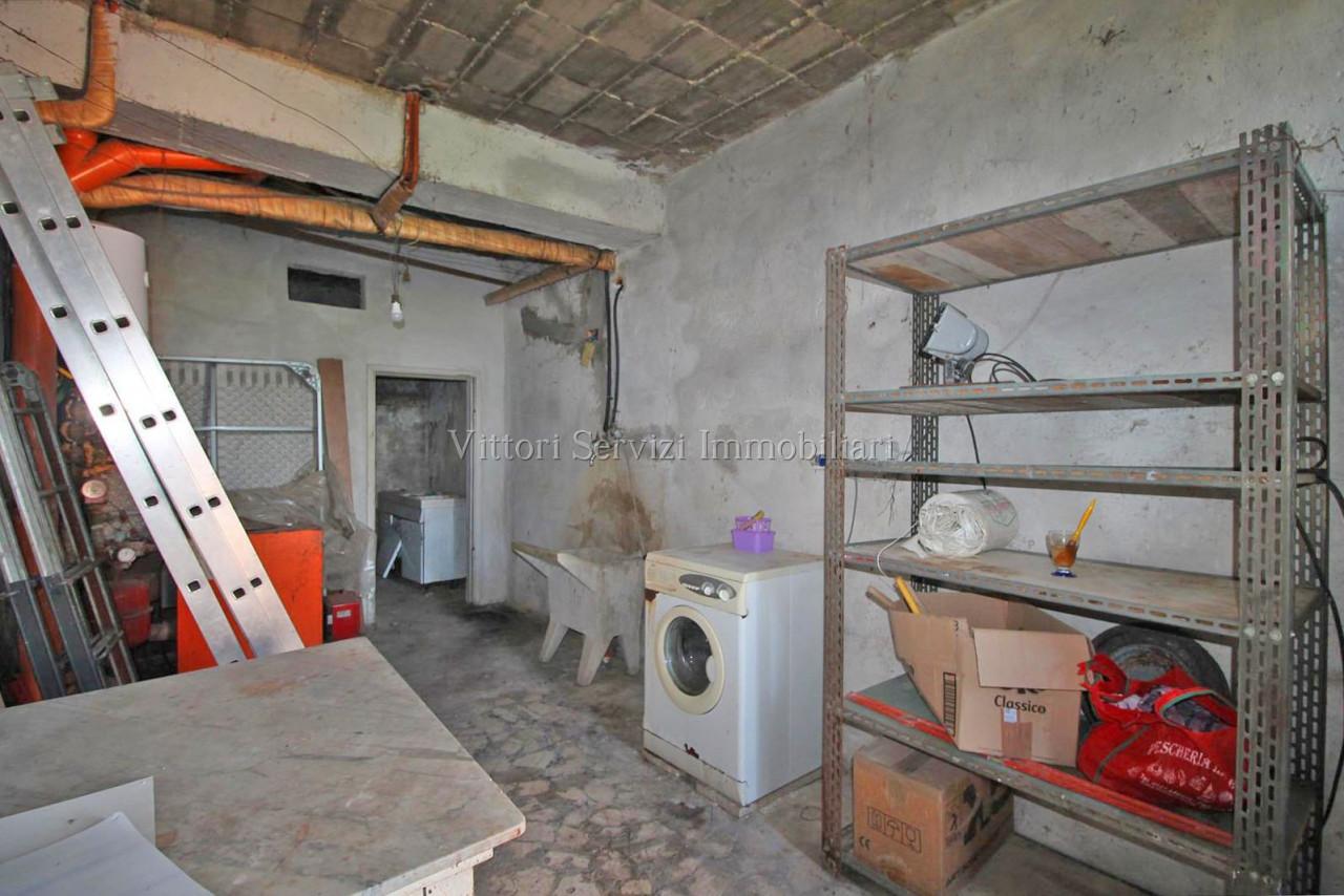 Casa indipendente in vendita a Torrita Di Siena Foto-17