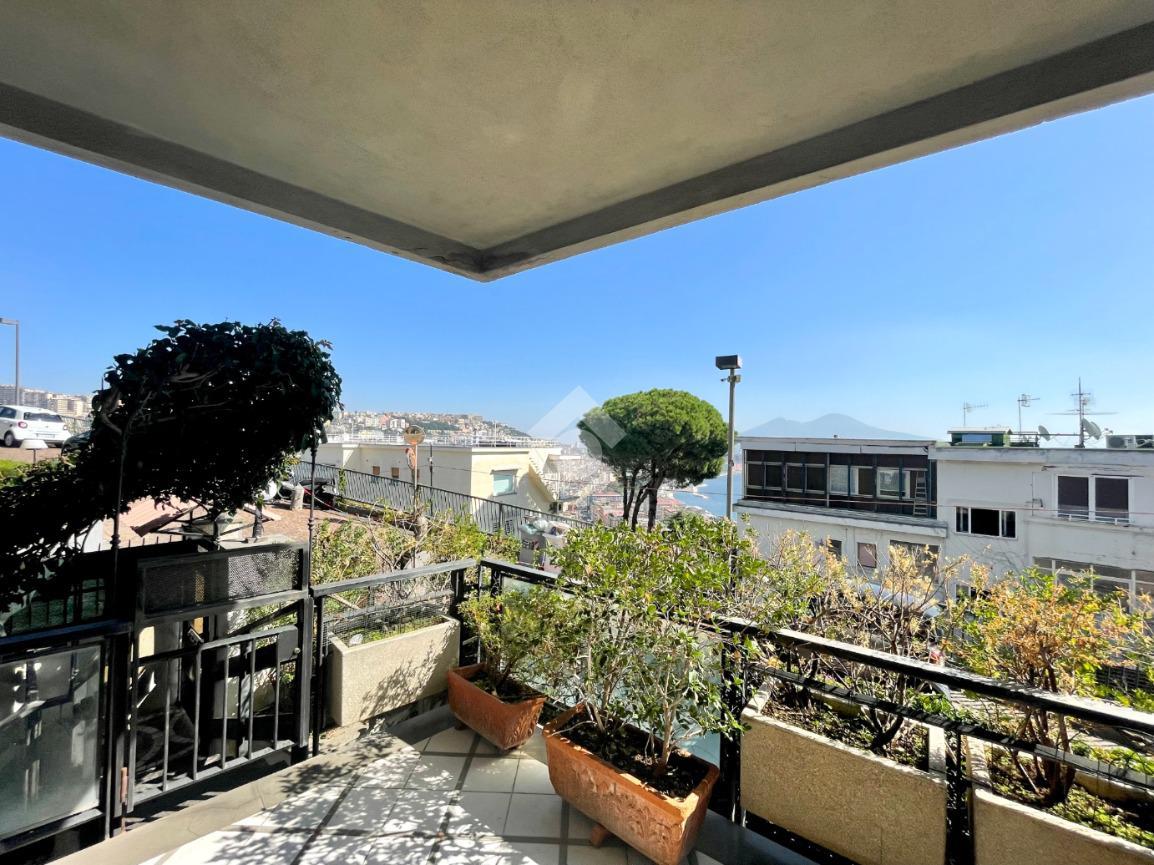 Appartamento in vendita a Napoli