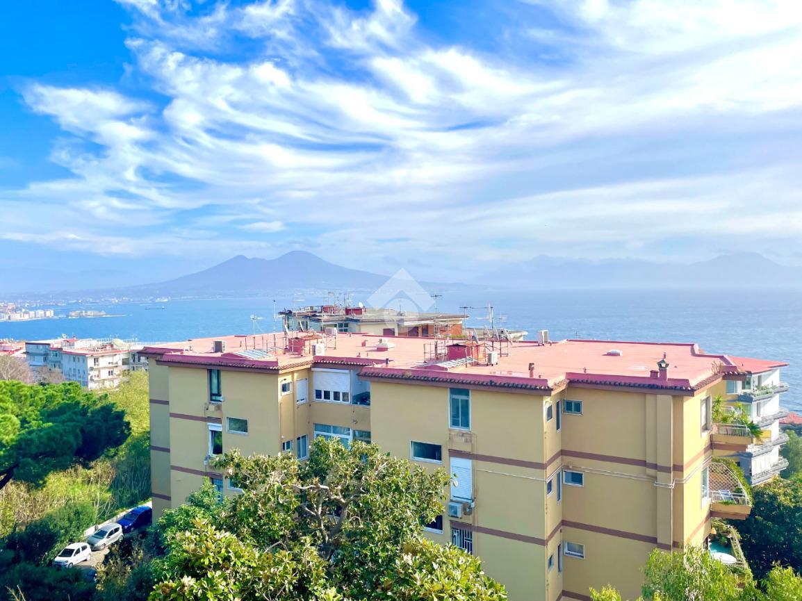Appartamento in vendita a Napoli