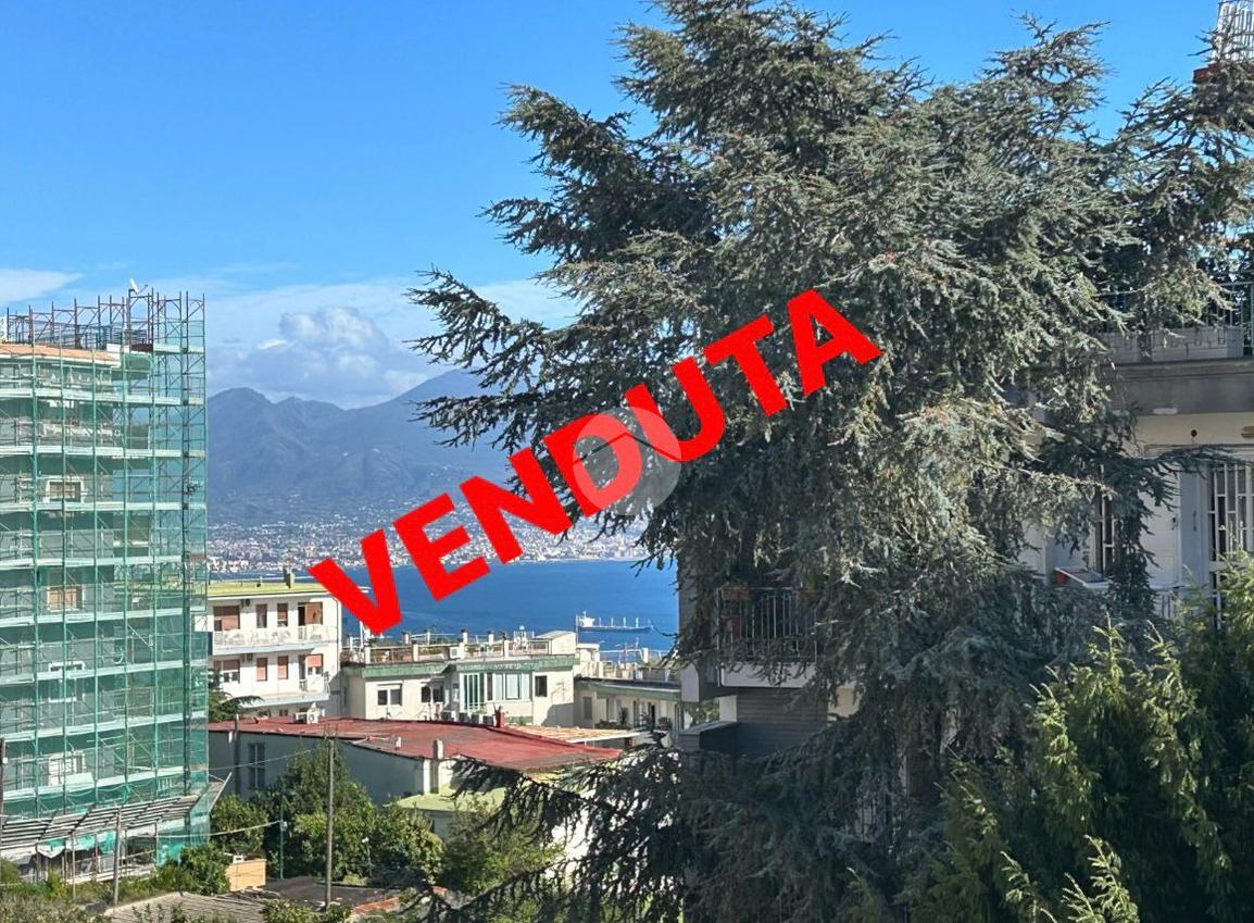 Appartamento in vendita a Napoli