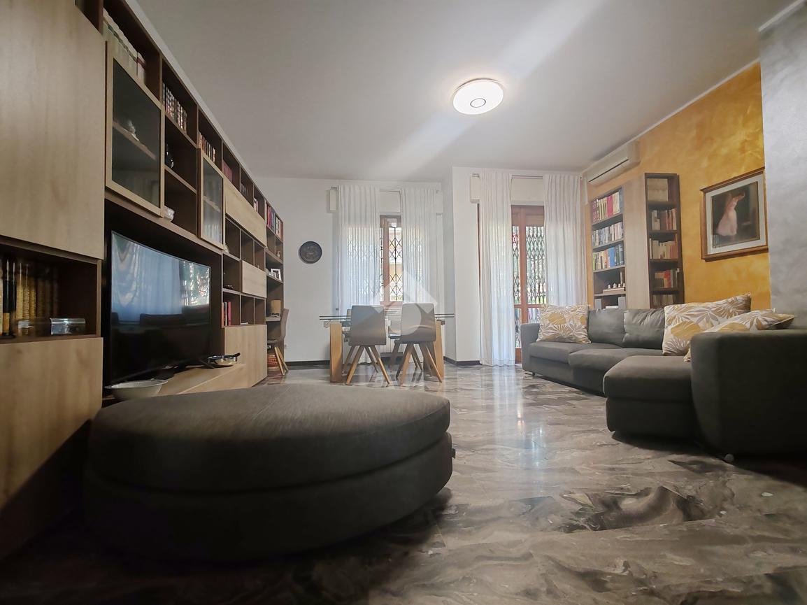 Appartamento in vendita a Opera