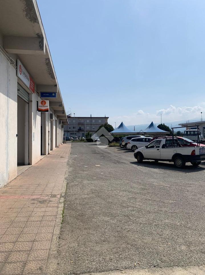 Magazzino in vendita a Corigliano-Rossano