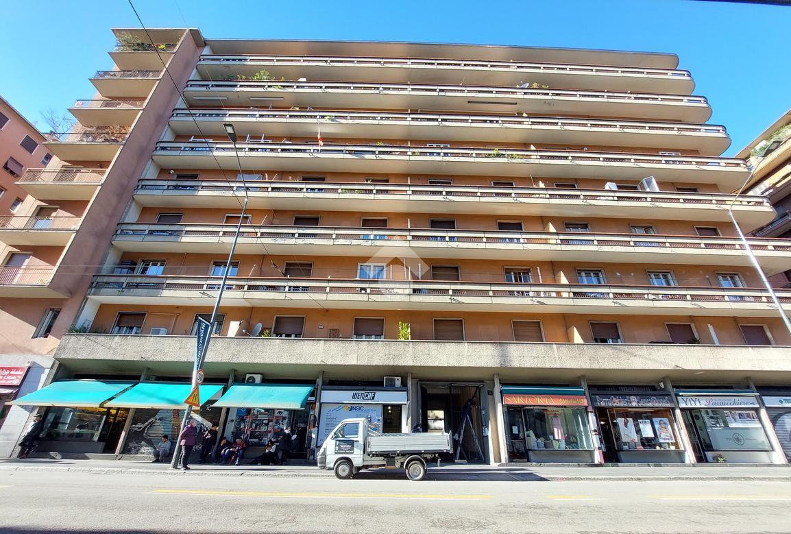 Magazzino in vendita a Milano