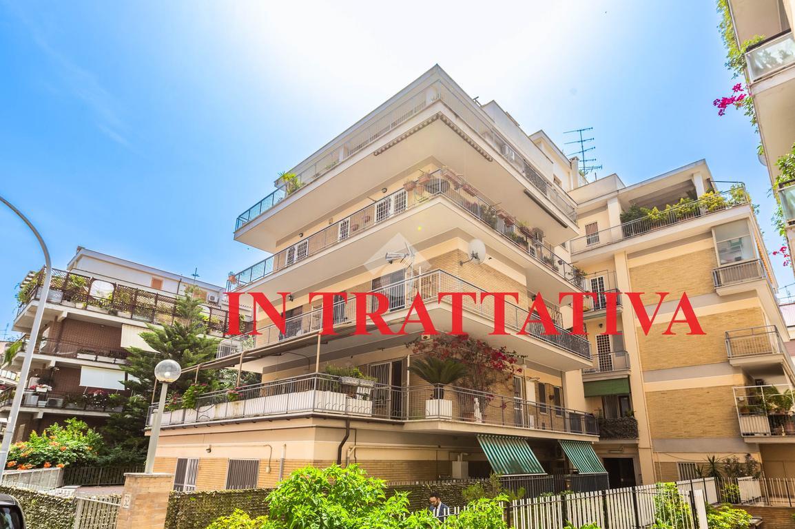 Appartamento in vendita a Roma