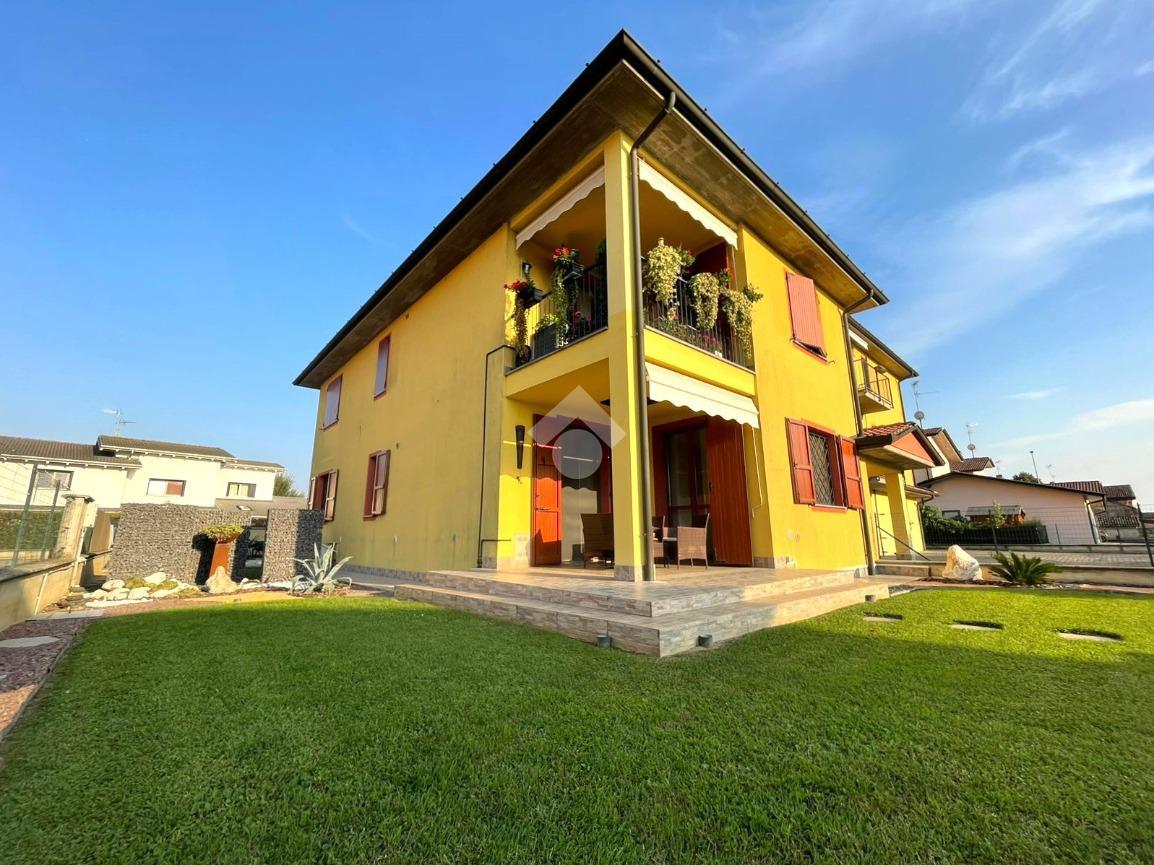 Appartamento in vendita a Pizzighettone