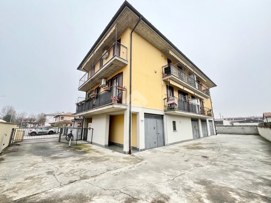 Appartamento in vendita a Castelleone