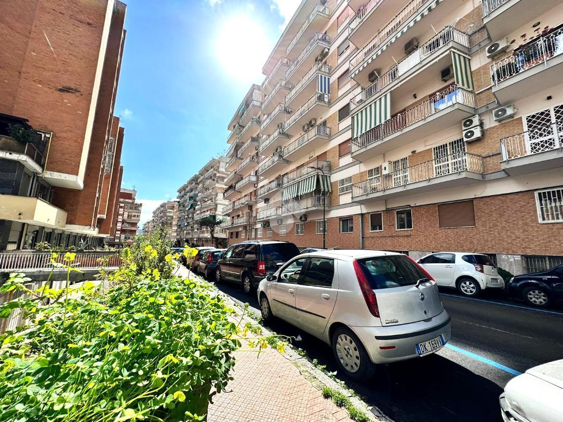 Appartamento in affitto a Napoli