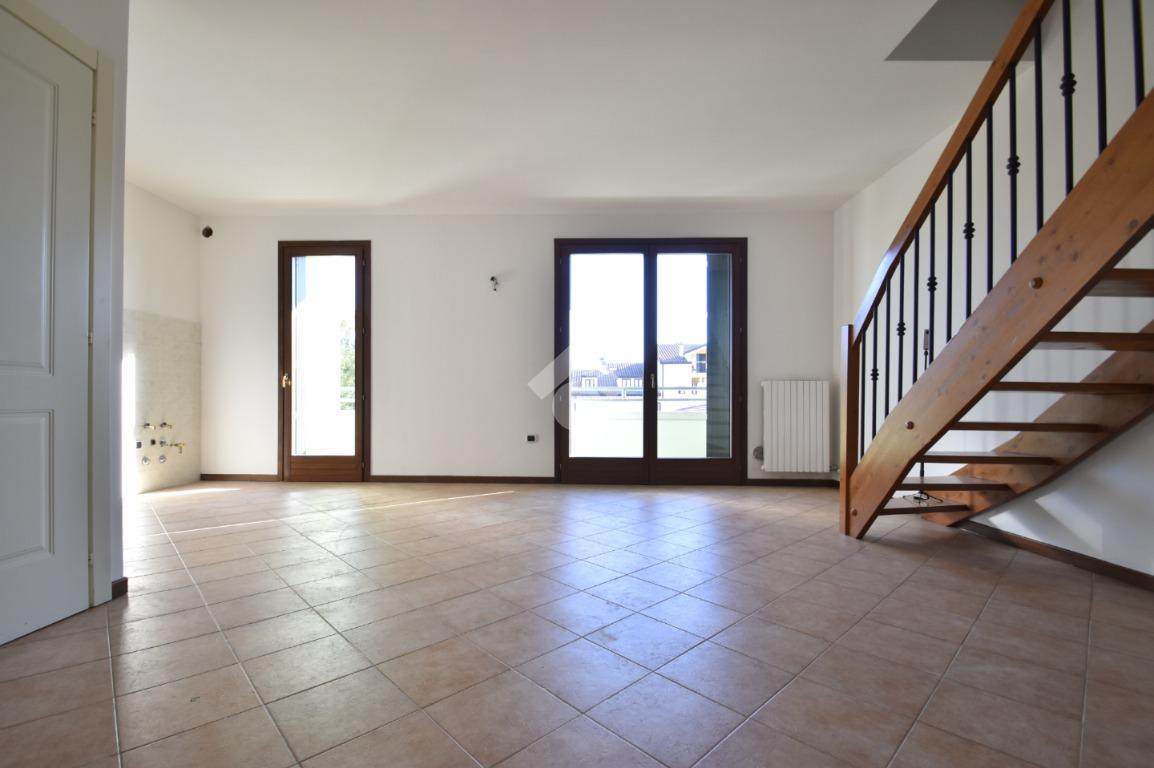 Appartamento in vendita a Bussolengo