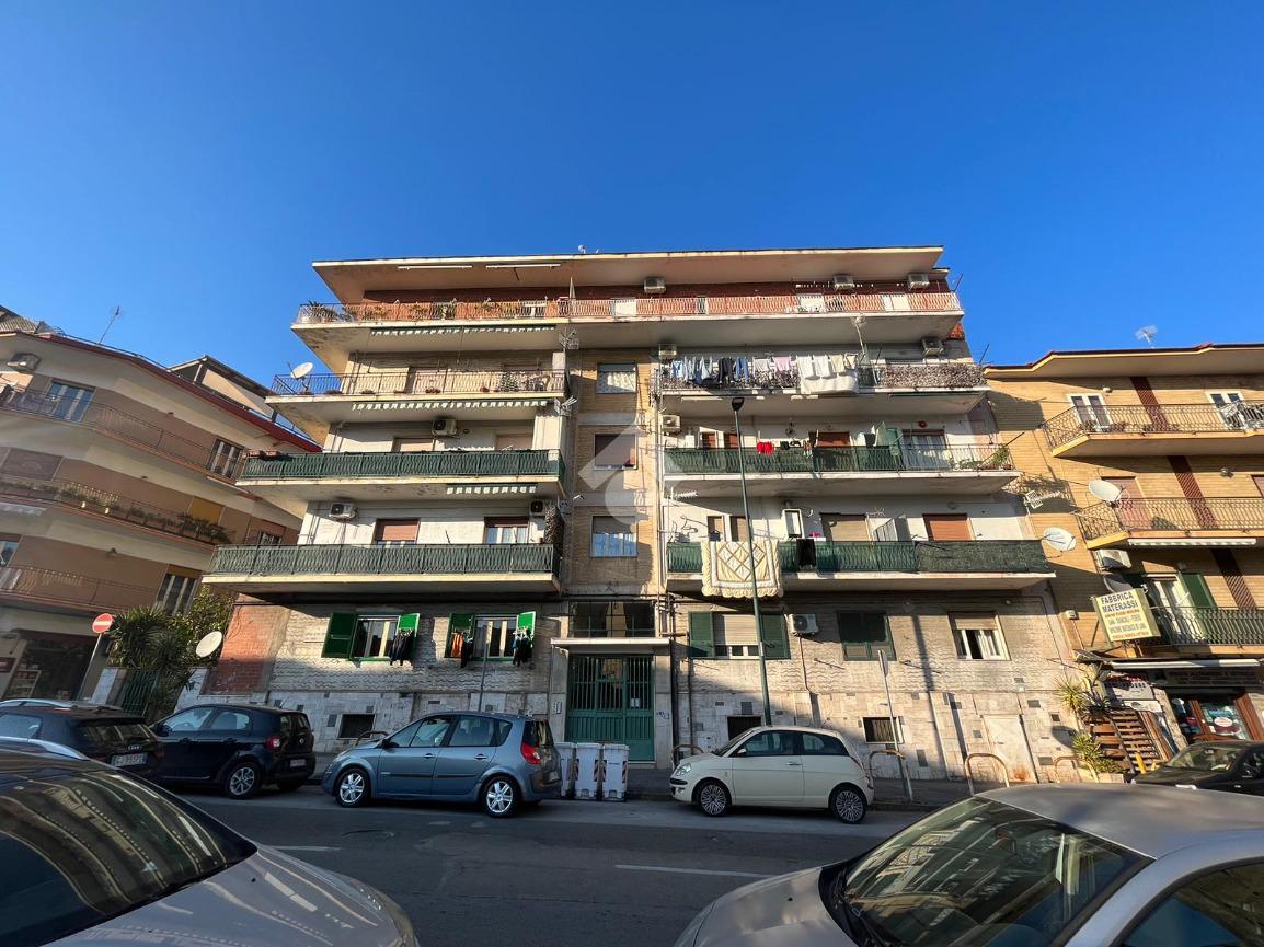 Appartamento in vendita a Napoli