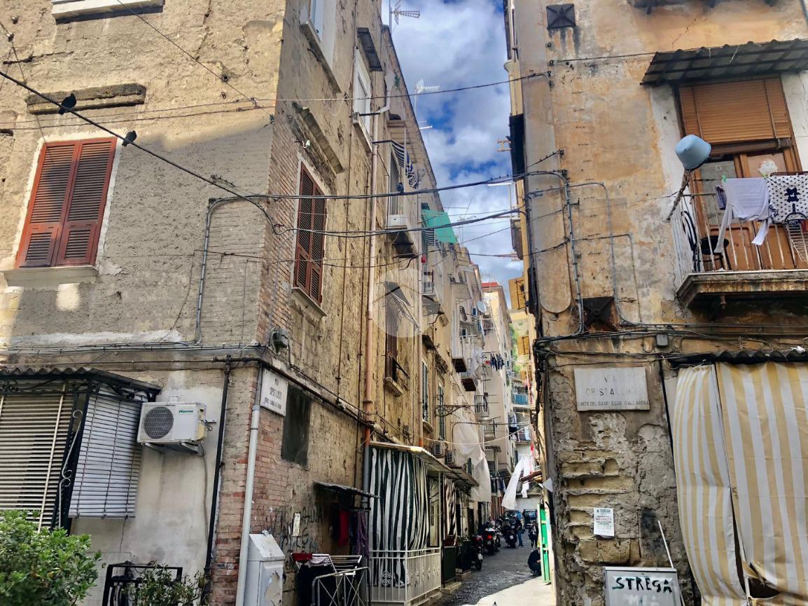 Appartamento in vendita a Napoli