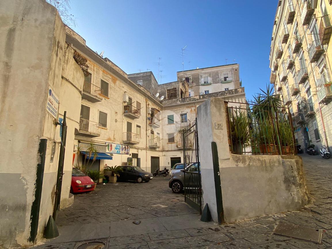 Appartamento in vendita a Napoli