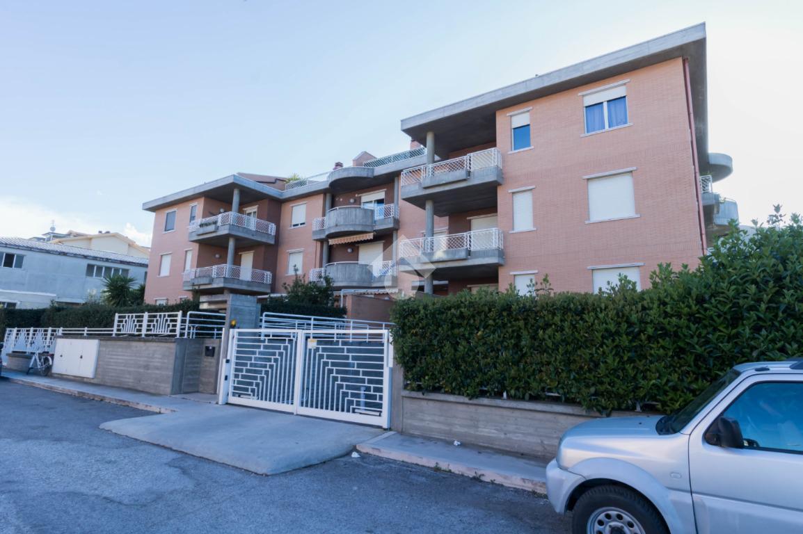 Appartamento in vendita a Roseto Degli Abruzzi