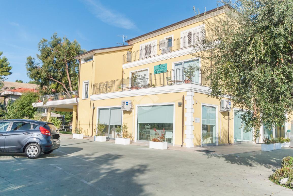 Villa in vendita a Roseto Degli Abruzzi