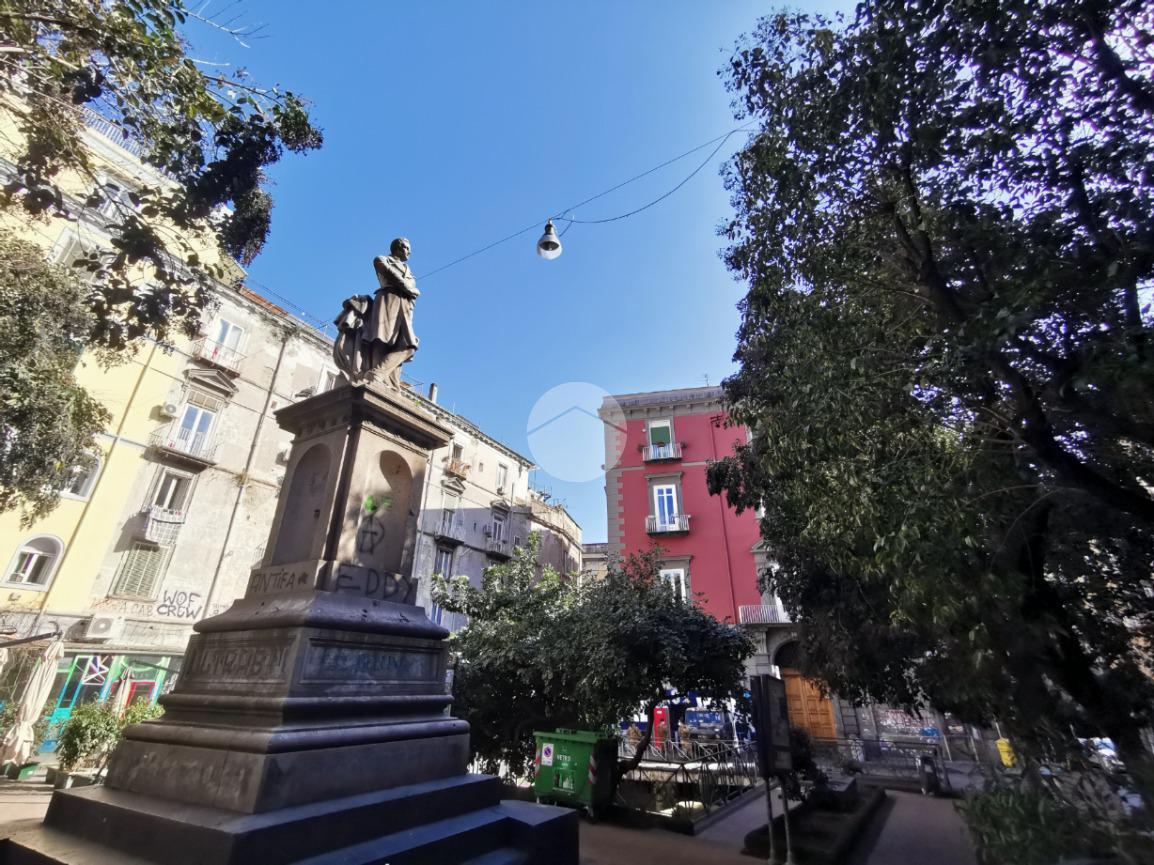 Appartamento in vendita a Napoli